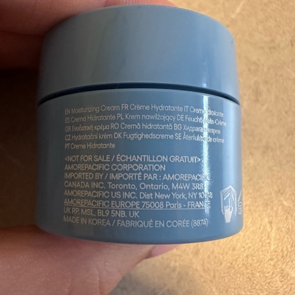LANEIGE | Skincare | Sample Brand New Laniege Moisturizer Light Weight ...